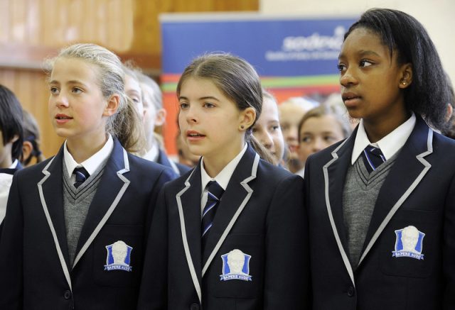 What Are The Benefits Of School Uniforms? - Accounting Page